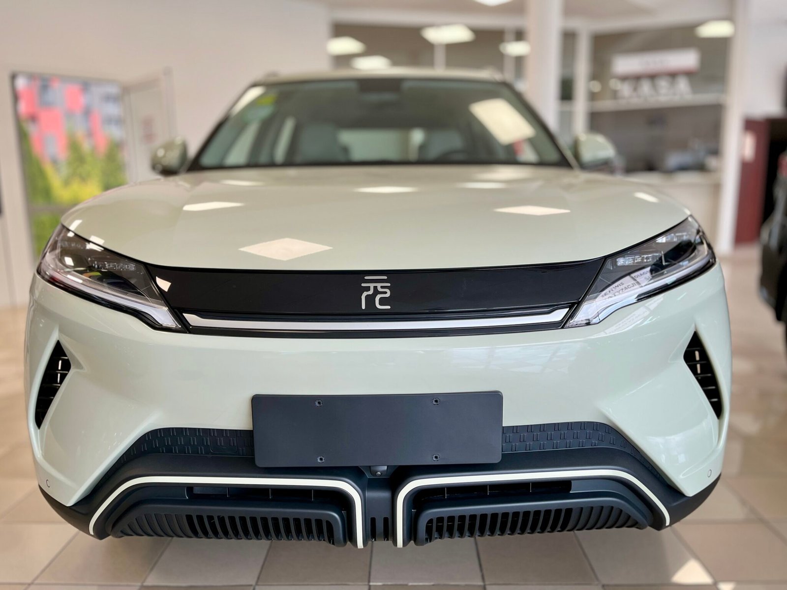 DFM Forthing U-tour V9 – Nowoczesny 7-osobowy Van